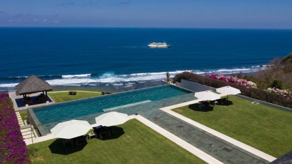 19 Best Bali Beach Villas for the ultimate Bali Getaway | Villa-Bali.com